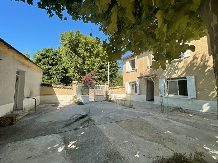 Maison à vendre - Camaret-sur-Aigues - 6 pièces - 3 chambres