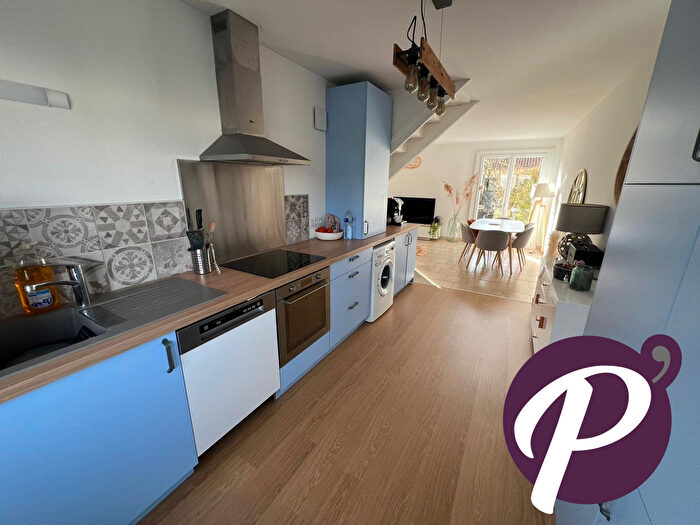 Maison à louer - Bergerac, La Madeleine, Naillac, Cavaille, Aéroport - 4 pièces - 3 chambres