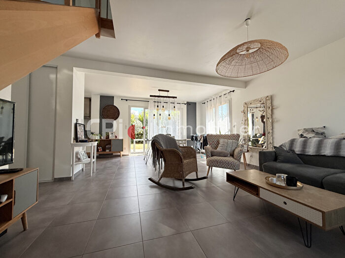 Maison à vendre - Saint-Coulomb - 4 pièces - 3 chambres