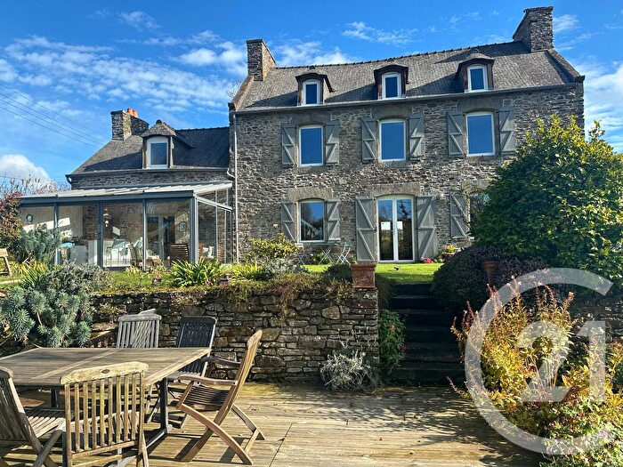 Maison à vendre - Langrolay-sur-Rance - 6 pièces - 5 chambres