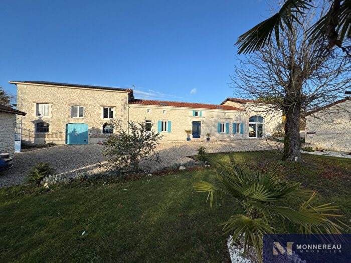 Maison à vendre - Cierzac - 11 pièces - 4 chambres