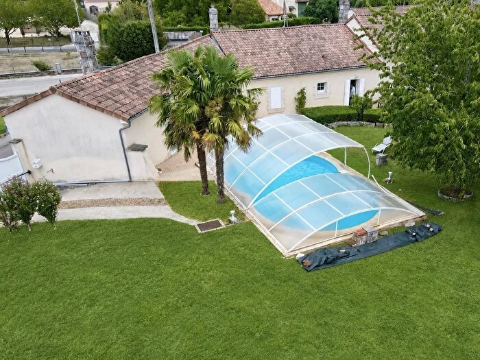 Maison 6 pièces à vendre - Chasseneuil-sur-Bonnieure