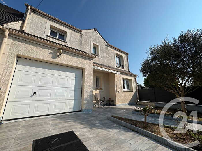Maison 6 pièces à Saint-Germain-lès-Arpajon, à vendre