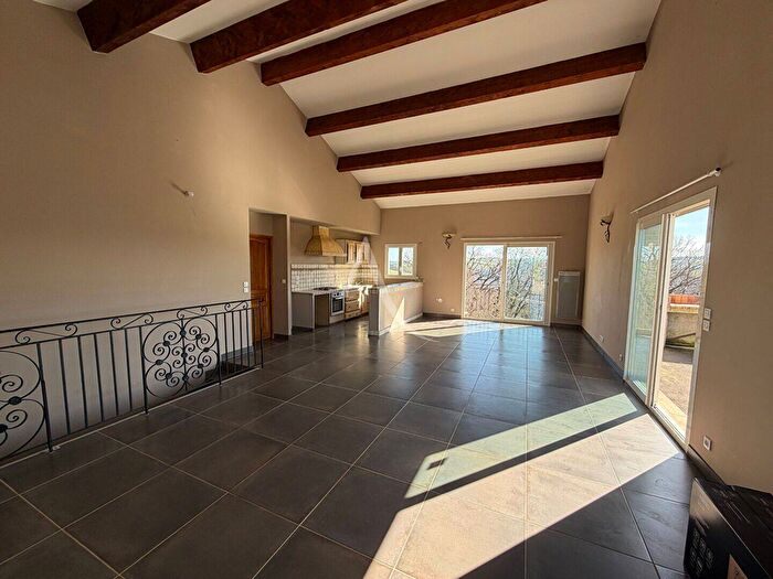 Maison 4 pièces à louer à Ambialet
