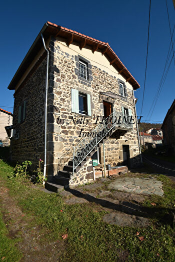 Maison à vendre - Aydat - 3 pièces - 2 chambres