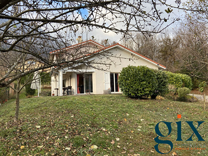 Maison à vendre - Saint-Ismier - 5 pièces - 4 chambres