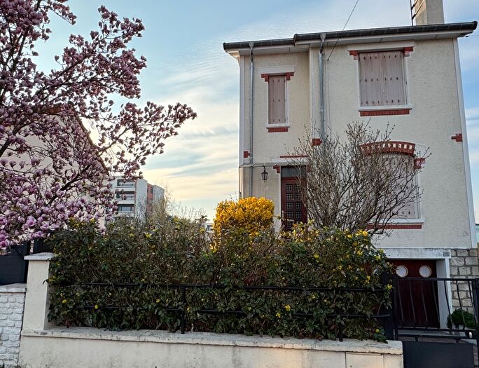 Maison à vendre - Saint-Dizier, Saint-Exupéry - 5 pièces - 3 chambres