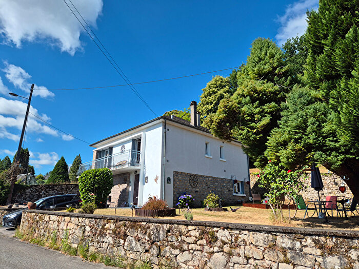 Maison 4 pièces à Treignac, à vendre