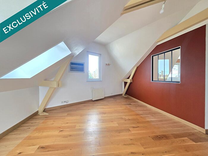 Appartement à vendre - Quartiers Sud-Est, Cimetière de lEst - 3 pièces - 2 chambres