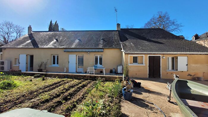 Maison à vendre - Noyen-sur-Sarthe - 6 pièces - 3 chambres