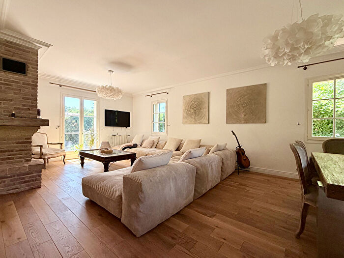 Maison à vendre - Coye-la-Forêt - 7 pièces - 5 chambres