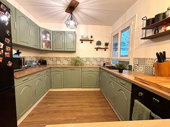 Maison à vendre - Cires-lès-Mello - 5 pièces - 4 chambres