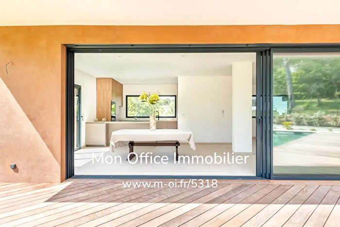 Maison à vendre - Saint-Raphaël, Boulouris - 8 pièces - 5 chambres