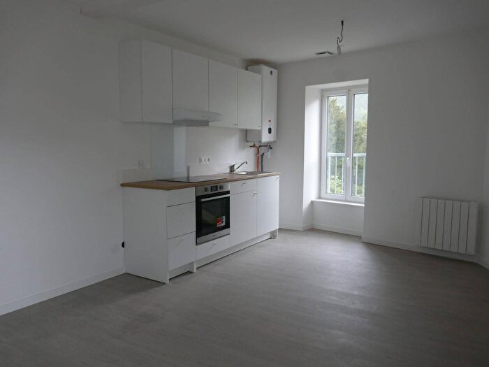 Appartement à louer - Nantua - 4 pièces - 3 chambres