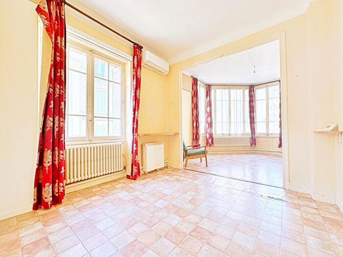 Appartement à vendre - Avignon, Palais des Papes, Zone Piétonne - 3 pièces - 2 chambres