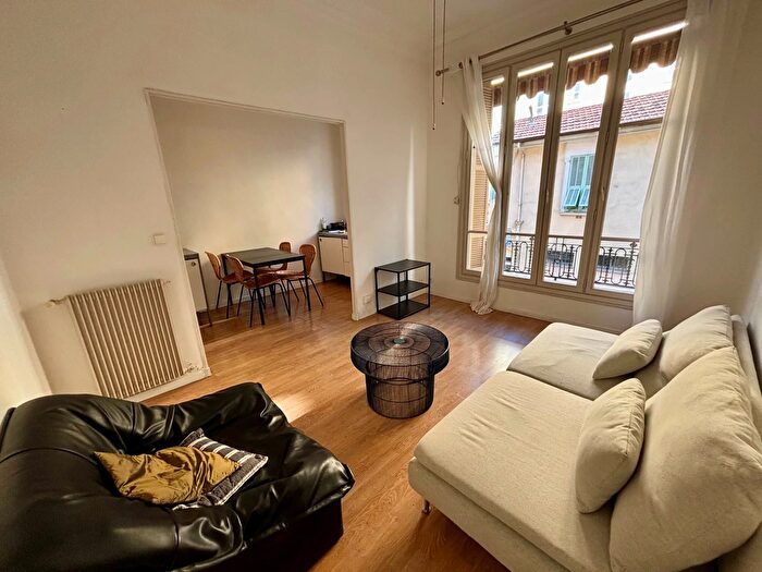 Appartement 2 pièces à louer à Nice, Gambetta