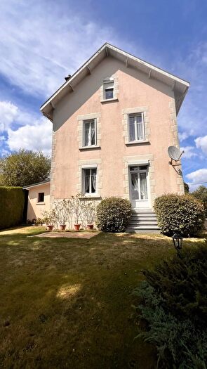 Maison à vendre - Châlus - 5 pièces - 4 chambres