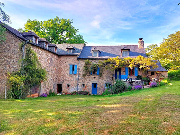 Maison 12 pièces à vendre à Lunac