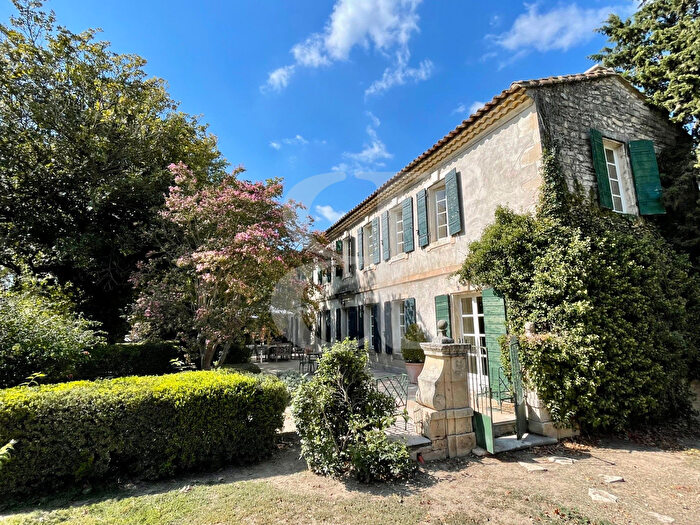 Maison à vendre - Saint-Rémy-de-Provence - 12 pièces - 10 chambres