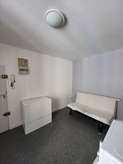 Appartement à louer - Mont Doré-Saint Guillaume, Beaumont - 1 pièce