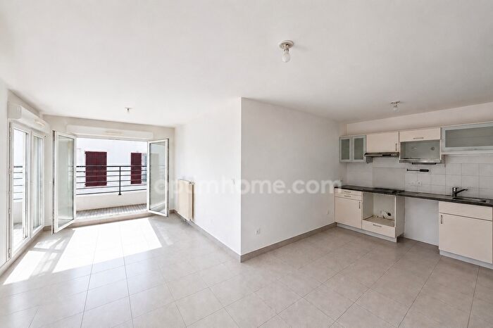 Thorigny-sur-Marne : Appartement 3 pièces à vendre
