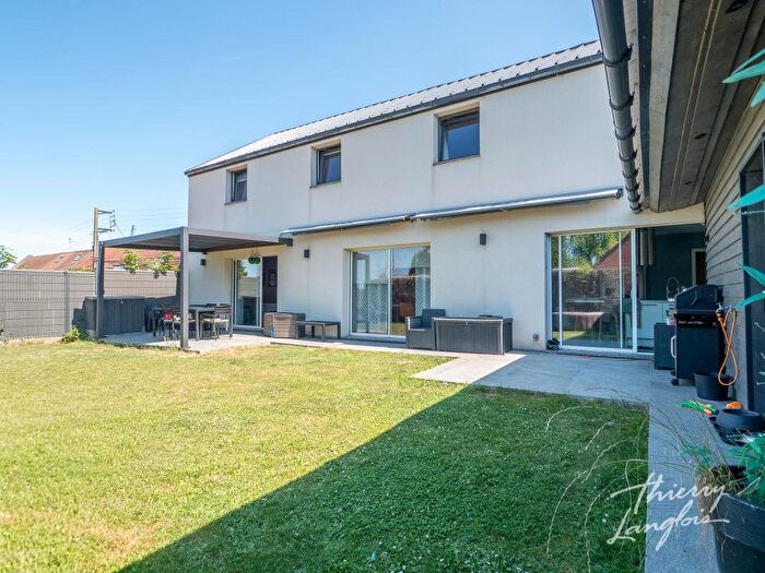 Wattrelos, Baillerie, Houzarde, Beaulieu : Maison 7 pièces à vendre