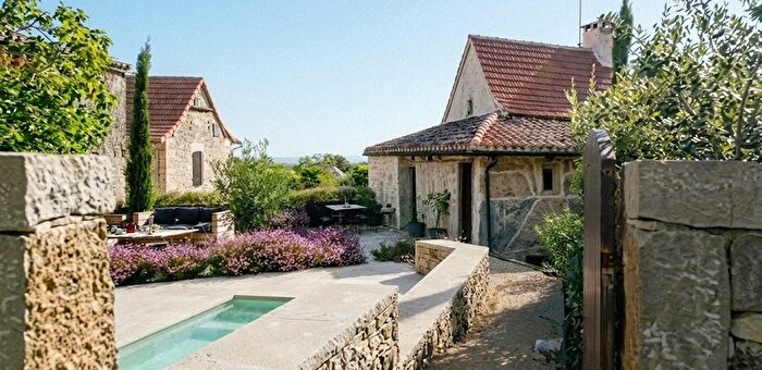 Maison à vendre - Puylagarde - 4 pièces - 2 chambres