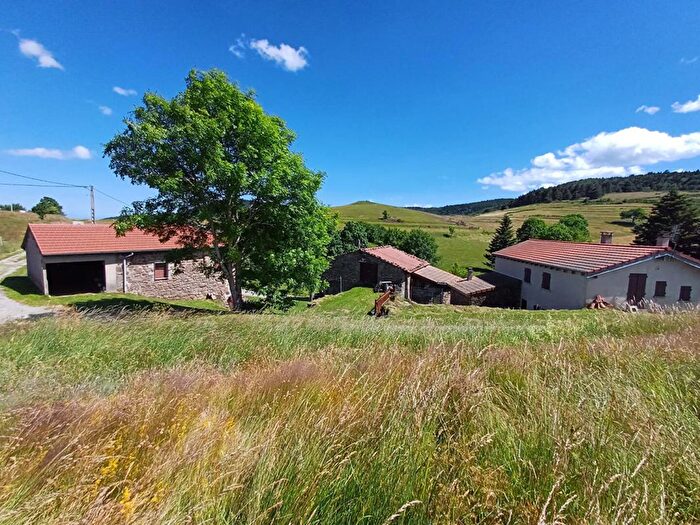 Maison 5 pièces à Gluiras, à vendre