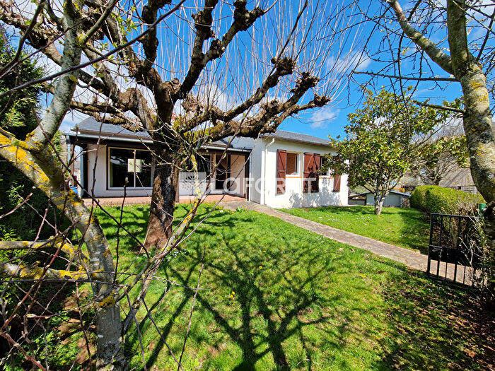 Maison à vendre - Le Monastère - 6 pièces - 3 chambres