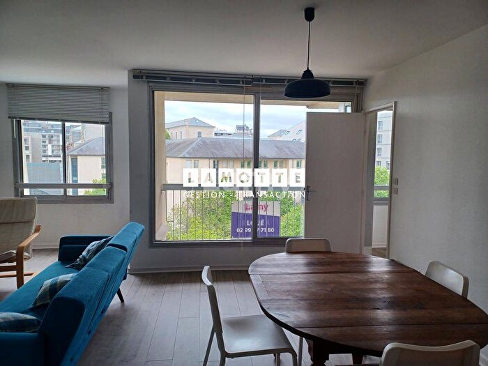 Centre, Rennes : Appartement 3 pièces à louer
