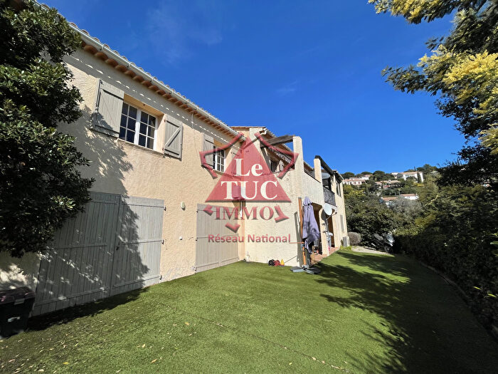 Maison à vendre - Cavalaire-sur-Mer, Castillane, Vivards, Roseraie, Rigaud, Cros de Mouton - 9 pièces - 4 chambres