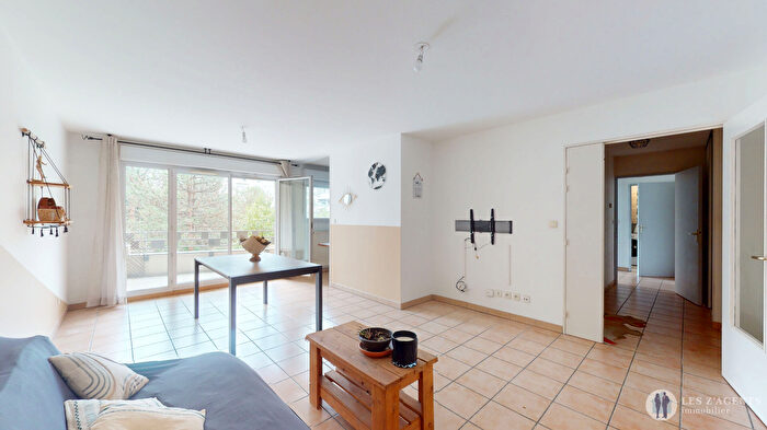 Appartement 3 pièces à vendre - Grenoble, Village Olympique
