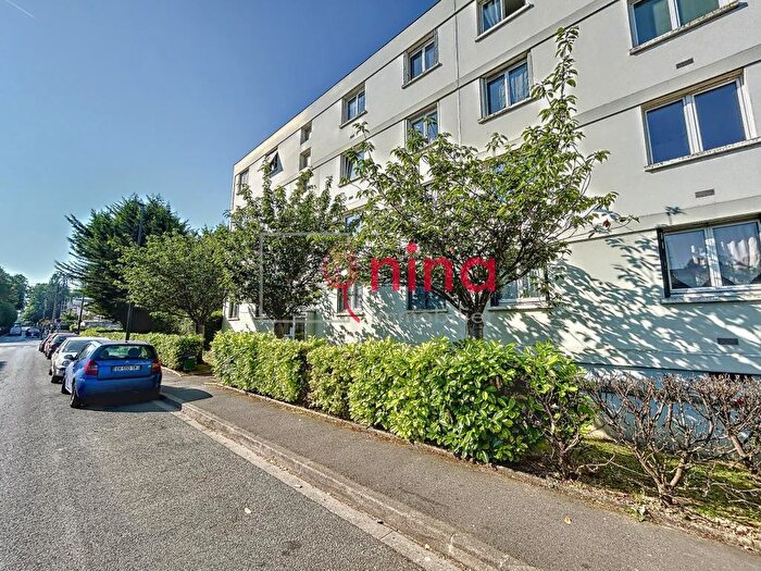 Brunoy, Sud : Appartement 3 pièces à louer