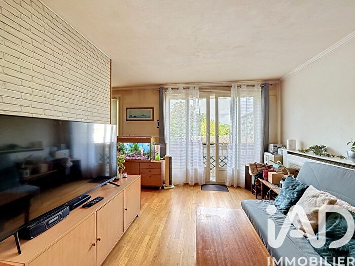 Appartement 2 pièces à vendre à Le Mesnil-le-Roi