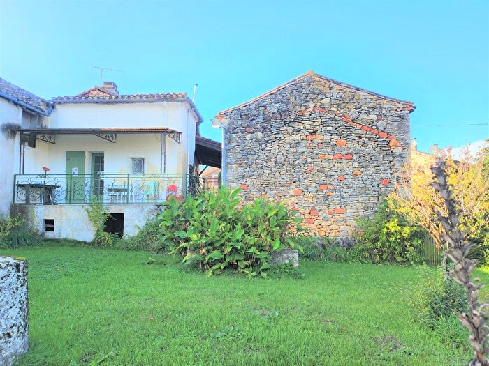 Maison à vendre - Cuzorn - 4 pièces - 2 chambres