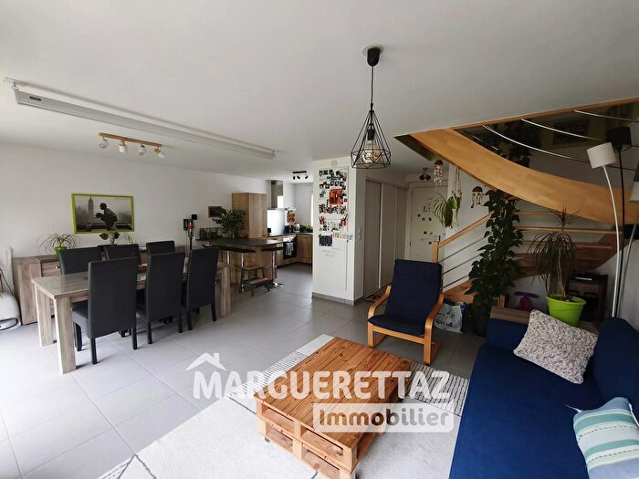 Maison 4 pièces à Ayse, à vendre