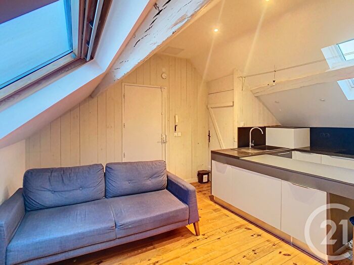 Appartement 2 pièces à louer à Nantes, Hauts-Pavés, Saint-Pasquier, Saint-Félix, Université