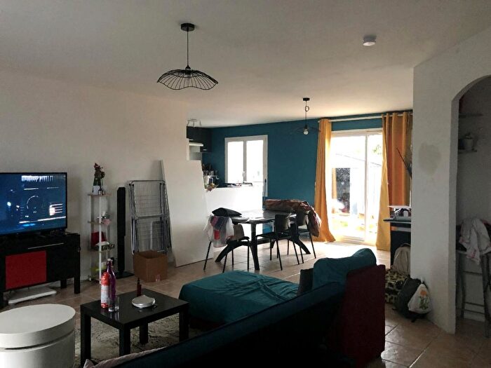 Tanus - Maison 3 pièces à louer