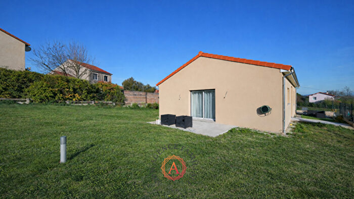 Maison 4 pièces à Pessat-Villeneuve, à vendre