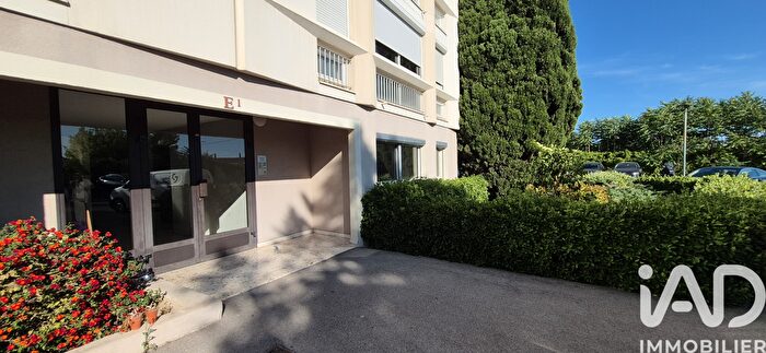 Marignane, La Tapie, Sainte-Anne : Appartement 3 pièces à vendre