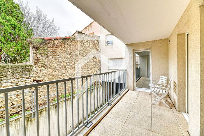 Appartement à louer - Gambetta, Nîmes - 3 pièces - 2 chambres