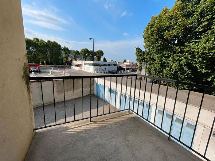 Appartement 3 pièces à Cavaillon, Centre-ville, à vendre