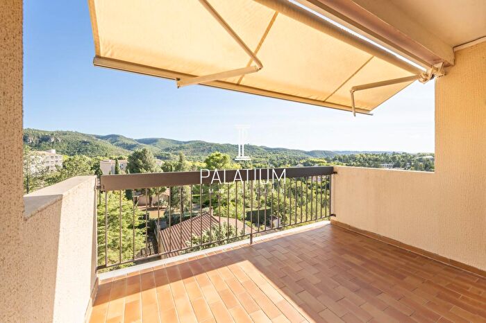 Appartement 2 pièces à Gréoux-les-Bains, à vendre