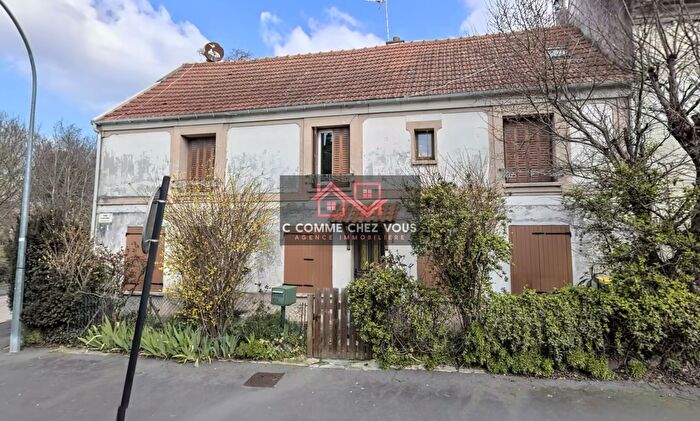 Maison à vendre - Roissy-en-Brie - 5 pièces - 2 chambres