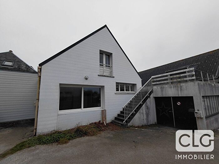 Maison à louer - Plozévet - 4 pièces - 3 chambres