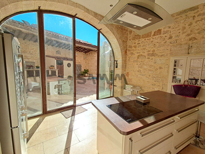 Maison à vendre - Saint-Gilles - 13 pièces - 7 chambres