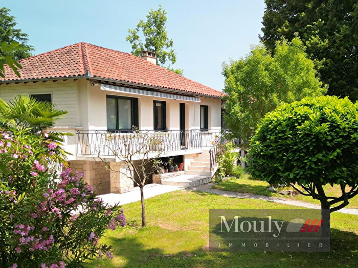Maison 7 pièces à Martel, à vendre