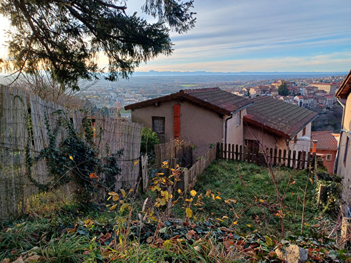 Maison à vendre - Thiers - 2 pièces - 1 chambre