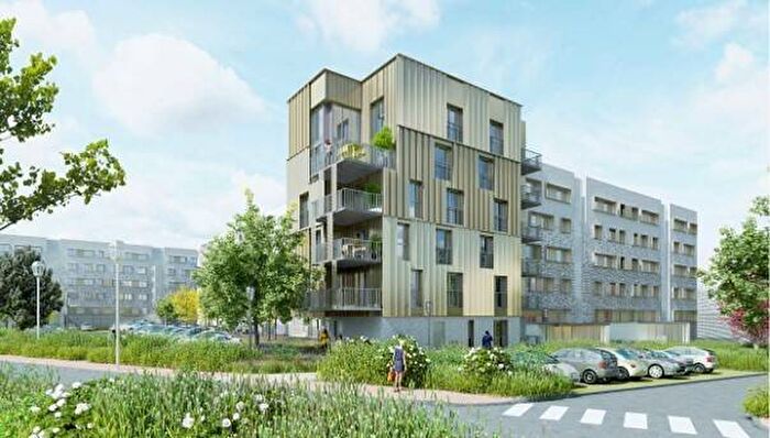Fontaine Saint Martin-Geldrop, Saint-Cyr-l'École : Appartement 3 pièces à louer