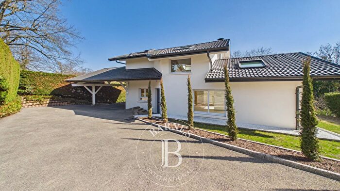 Maison à vendre - Veigy-Foncenex - 7 pièces - 5 chambres